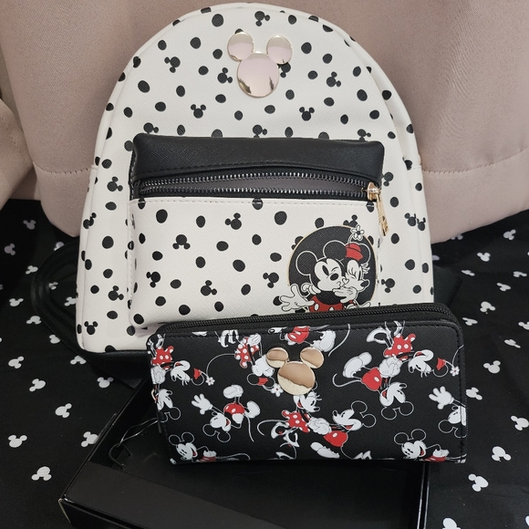 Bioworld | Bags | Bioworld Disney Mini Backpack Minnie And Mickey Mouse ...